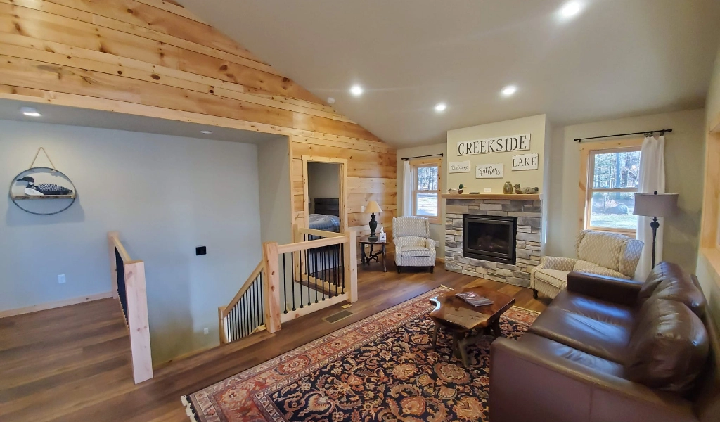 Creekside Haven | Lakefront Building & Design