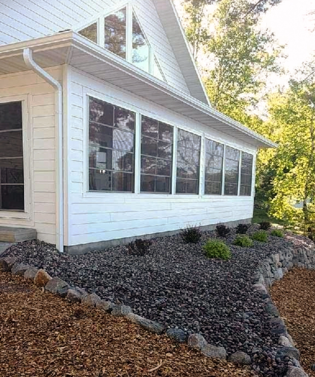 Lofty Pines | Lakefront Building & Design